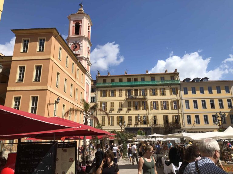 10 Seværdigheder i Nice & hvor man skal bo i Nice - alt om Nice